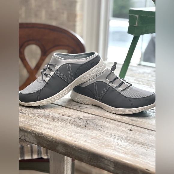 Vionic | Shoes | Vionic Zuri Slipon Mule Slide Sneaker Nontie Laces ...